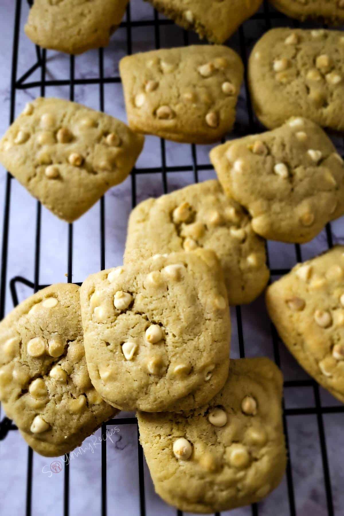 Easy White Chocolate Chip Cookies Recipe - So Yummy Recipes