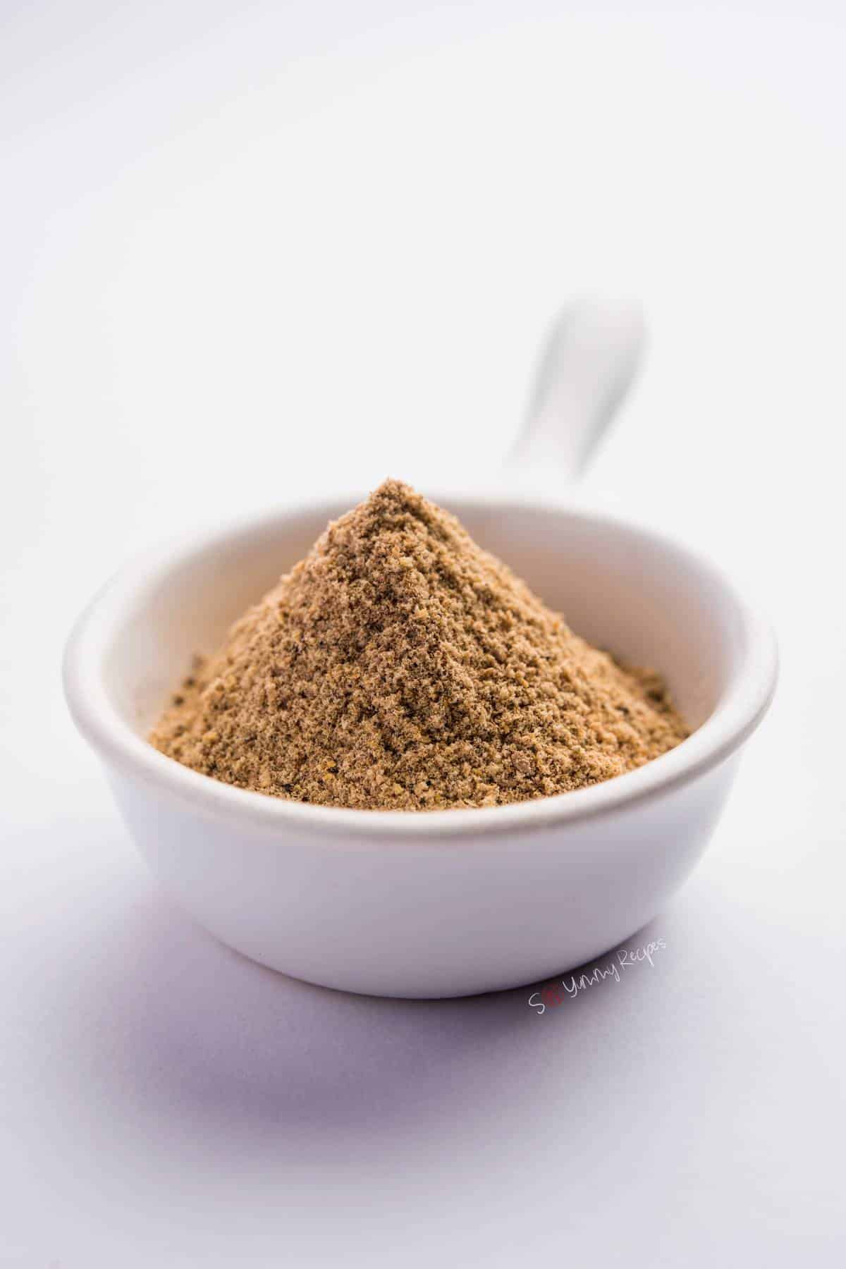 The Best Homemade Pakistani Chaat Masala Recipe - So Yummy Recipes